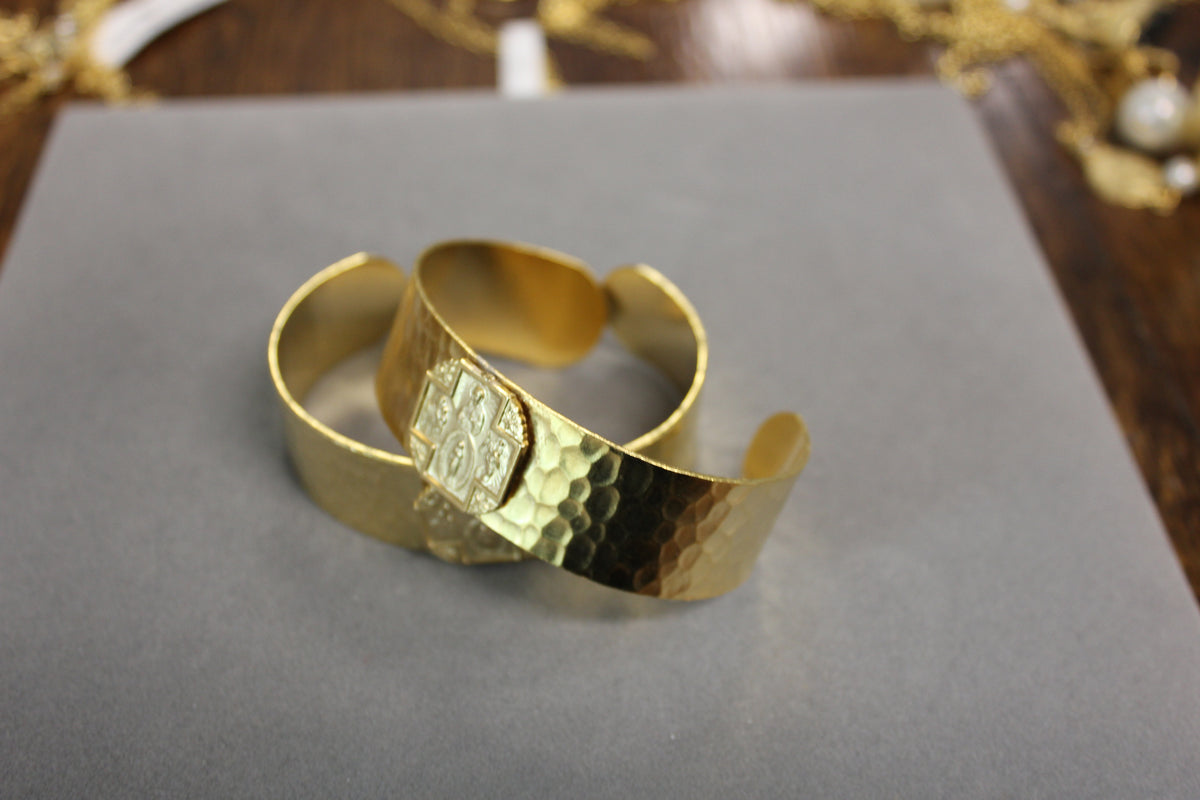 BR103 – Weisinger Designs